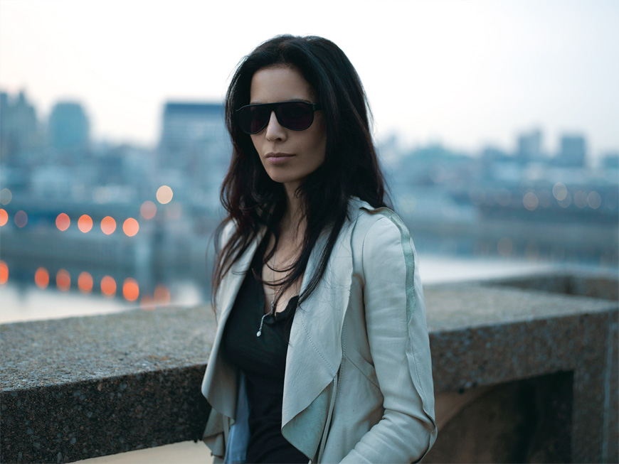 Annie Horth - Fashion Magazine - Dress To Kill